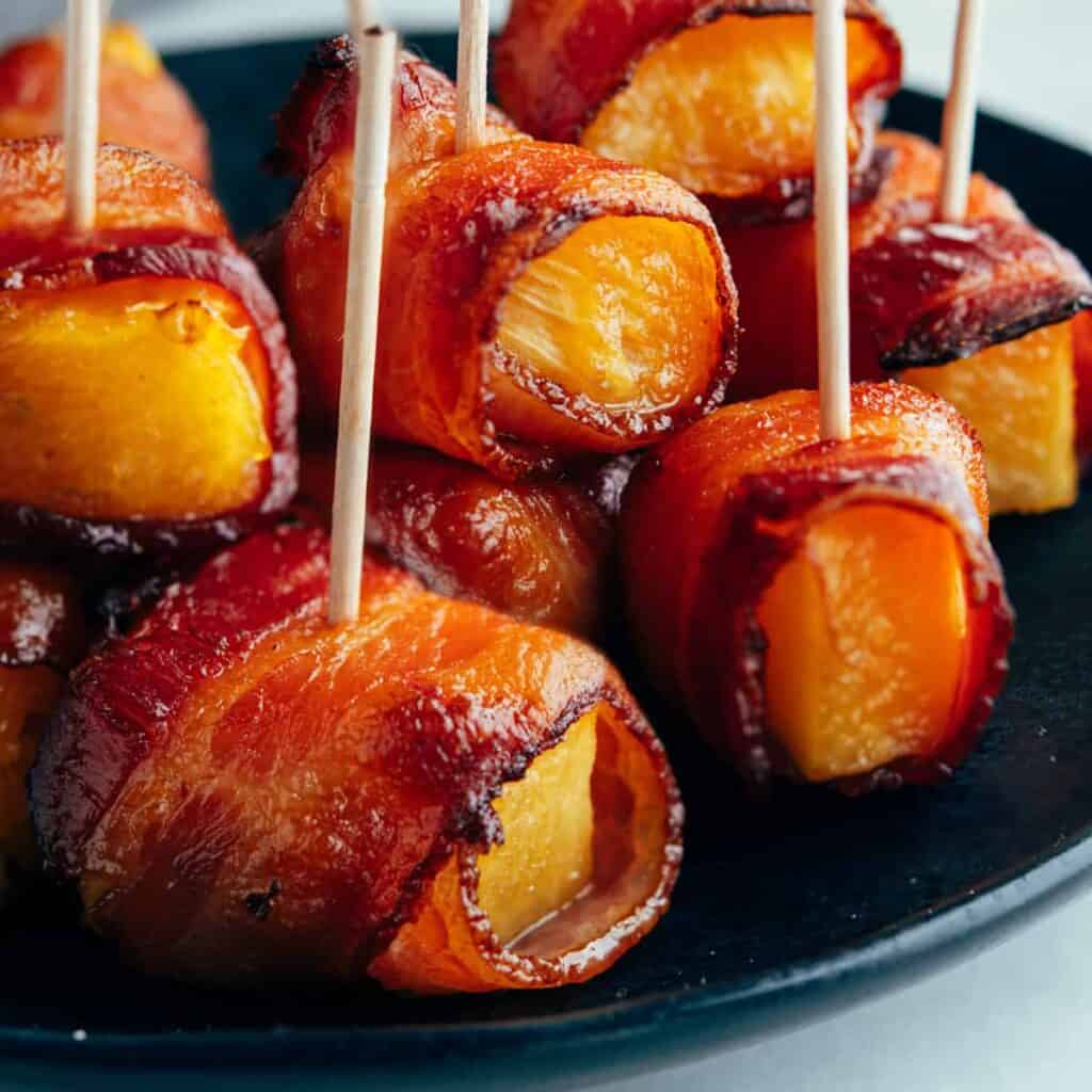 Football Party Finger Food: 50+ Winning Game Day Recipes