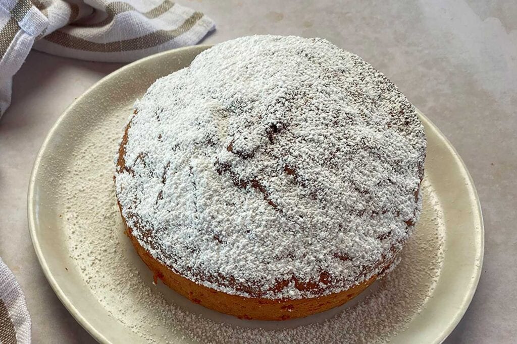20 Delicious Air Fryer Cake Recipes - Urban Bliss Life
