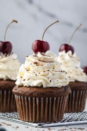 30 Alcohol Infused Cupcakes to try - Urban Bliss Life