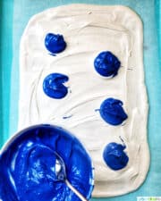 Patriotic Red, White, and Blue Bark Recipe (Easy and Festive) - Urban ...
