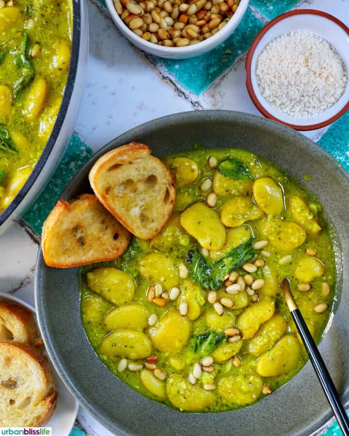 Easy, Vegetarian Pesto Beans - Urban Bliss Life